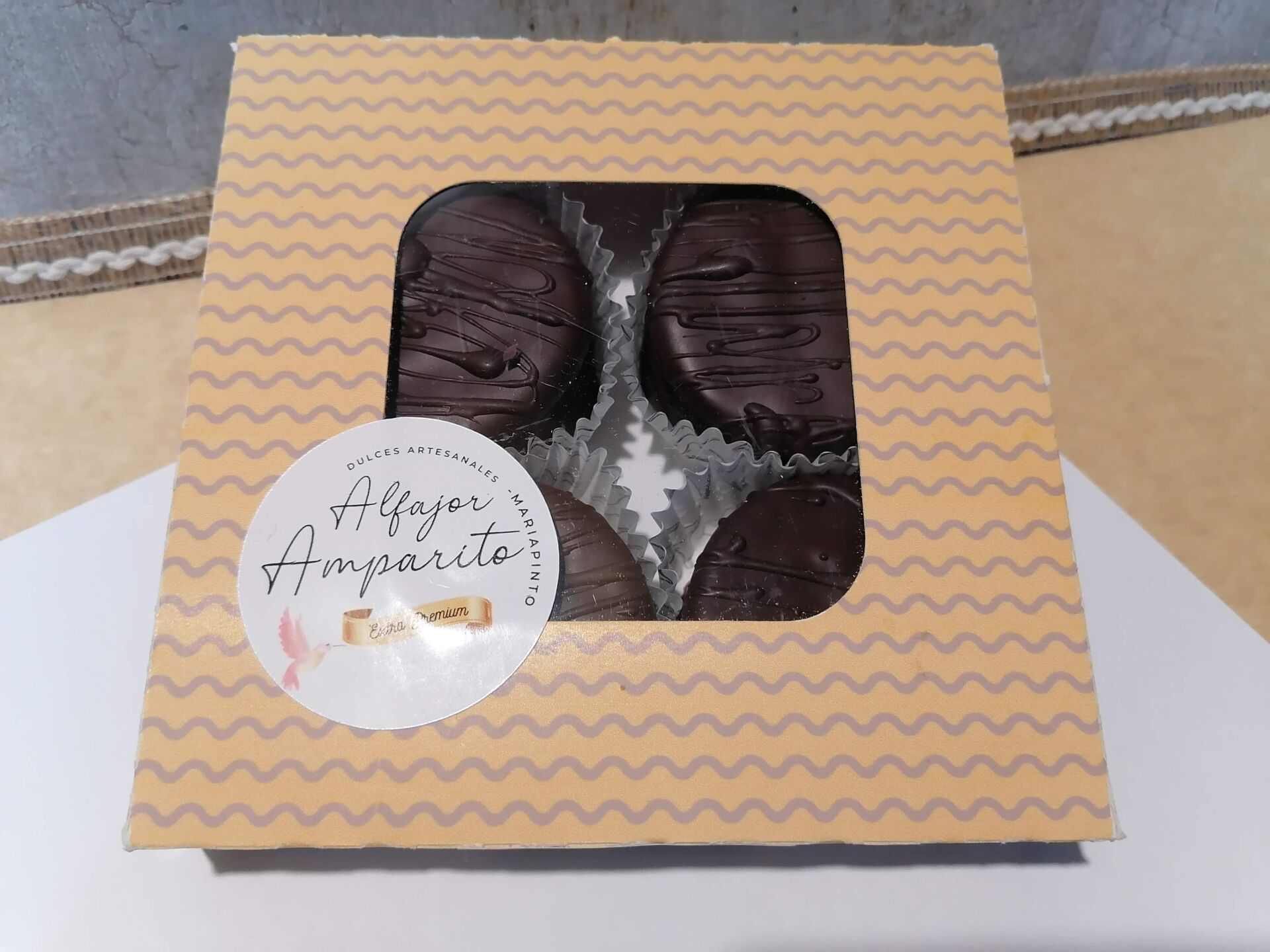 Alfajor Premium 4 unidades 6 productos x mayor - Dulces Amparito